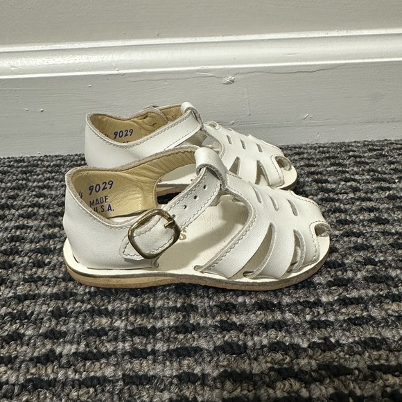 Stride Rite | Shoes | Vintage Stride Rite Sandals | Poshmark